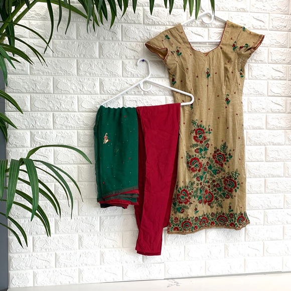 Premier Designs | Treggings | Simple Pajami Suit | Poshmark